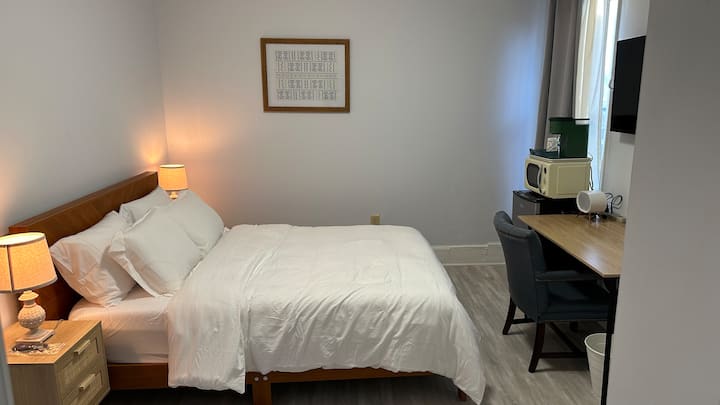 Cozy Room E In West Philadelphia - Philadelphia, PA