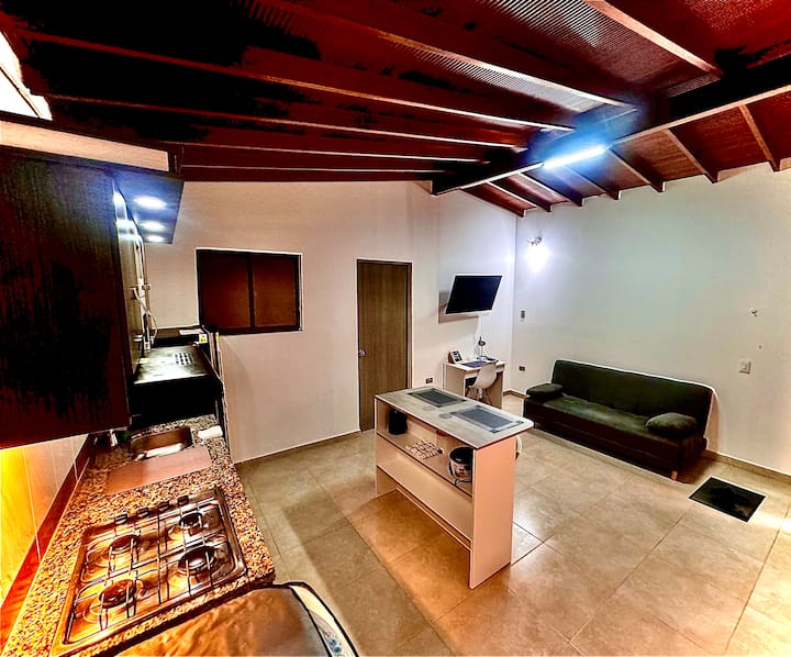 Tranquilo Y Céntrico Apartamento Laureles -Estadio - Medellín