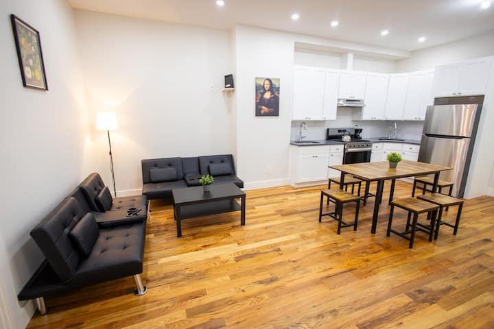 Modern 6 Bedroom 3 Full Bath Steps From Train - Brooklyn, NY