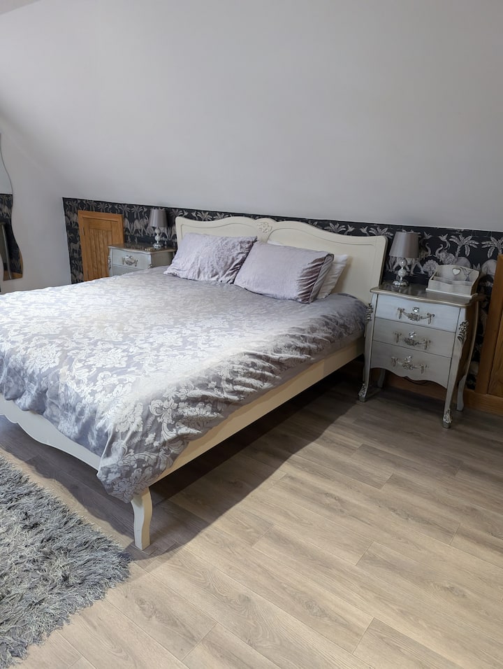 Brooke Room 4
With Garden View - Portsmouth