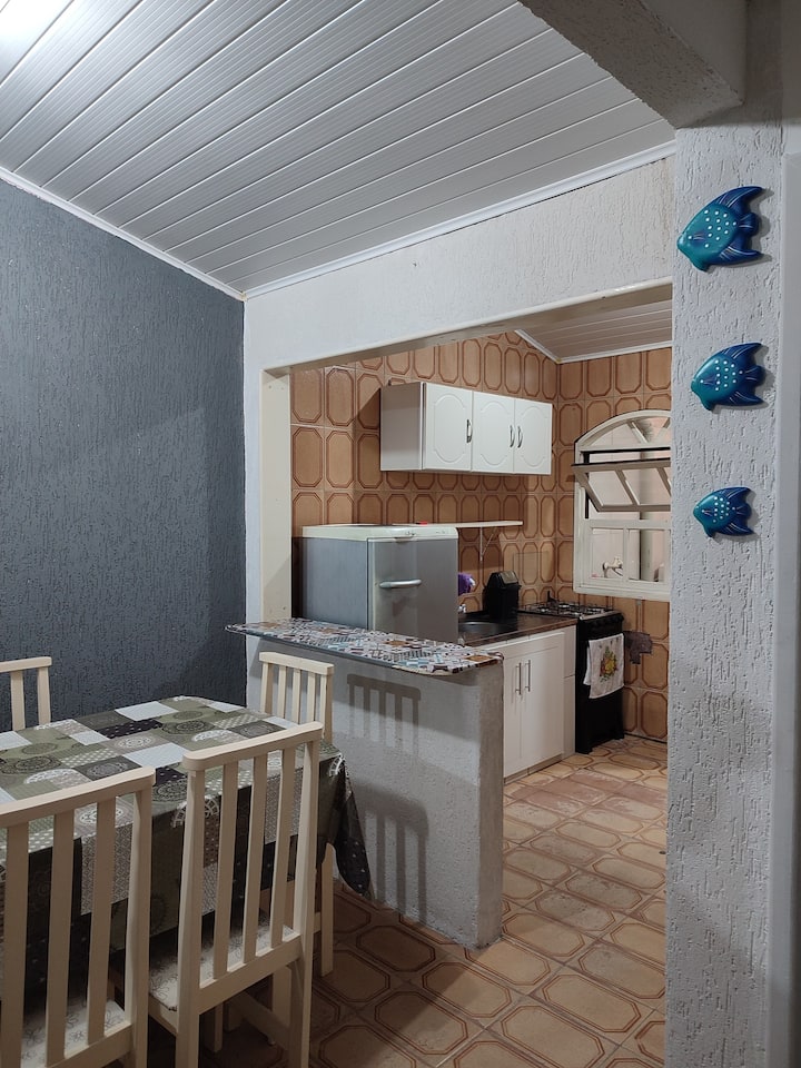 Casa Na Quadra Do Mar Matinhos, Com Wi -Fi - Matinhos