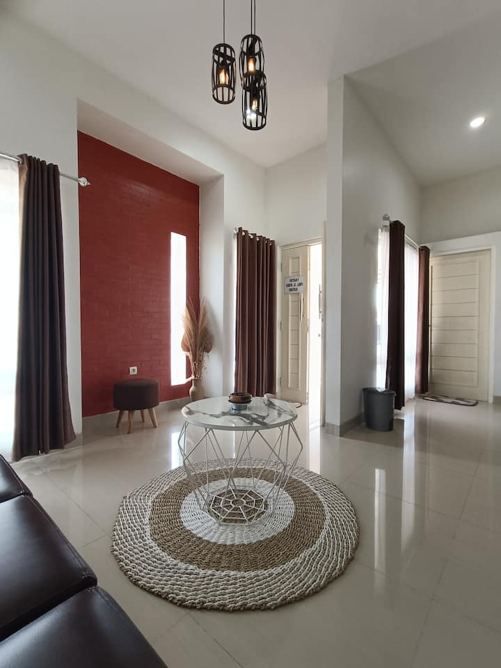 Ivo Homestay Jogja - Yogyakarta