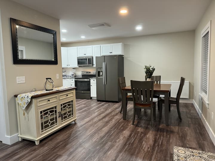 Home Away From Home Cozy New Apartment In Oakland - Waterville, ME
