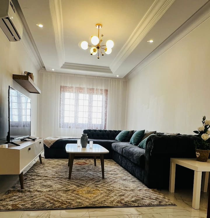 Charming 2 Bedrooms Apartment - Tripoli