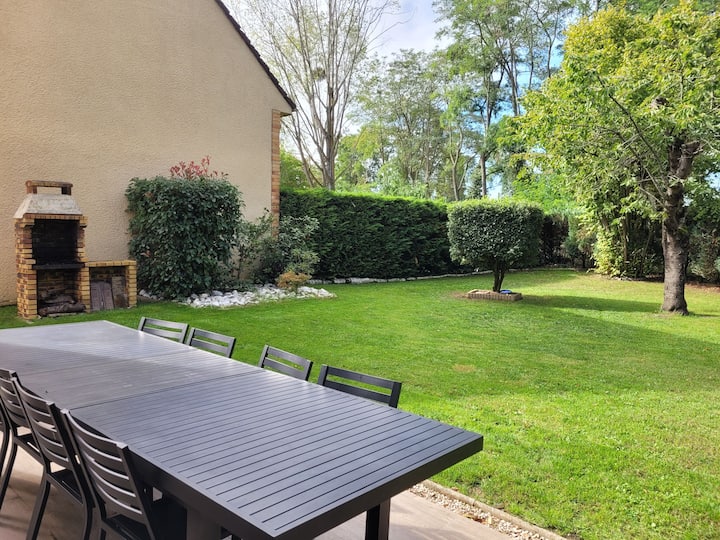 Maison Proche Paris, Jo 2024 - オーヴェル=シュル=オワーズ