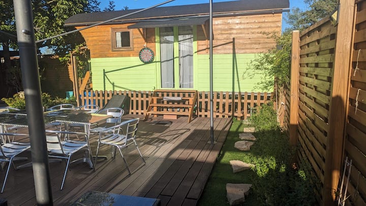 Roulotte Et Sa Grande Terrasse - Genas