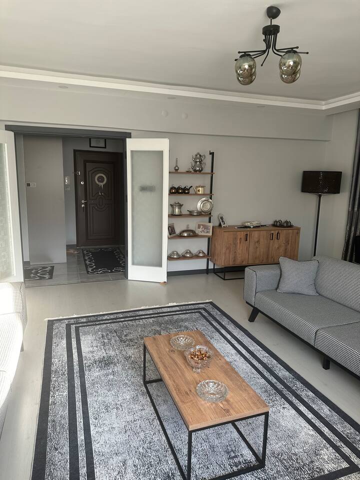 Denize Sıfır 3+1 Eşyalı Satılık - Finike