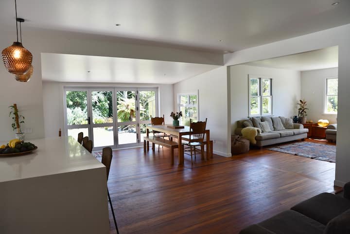 Wainui Garden Hideaway - Gisborne
