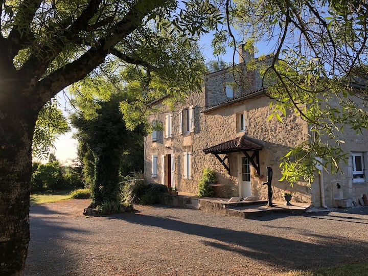 Beautiful French Rural Farmhouse - Saint-Georges
