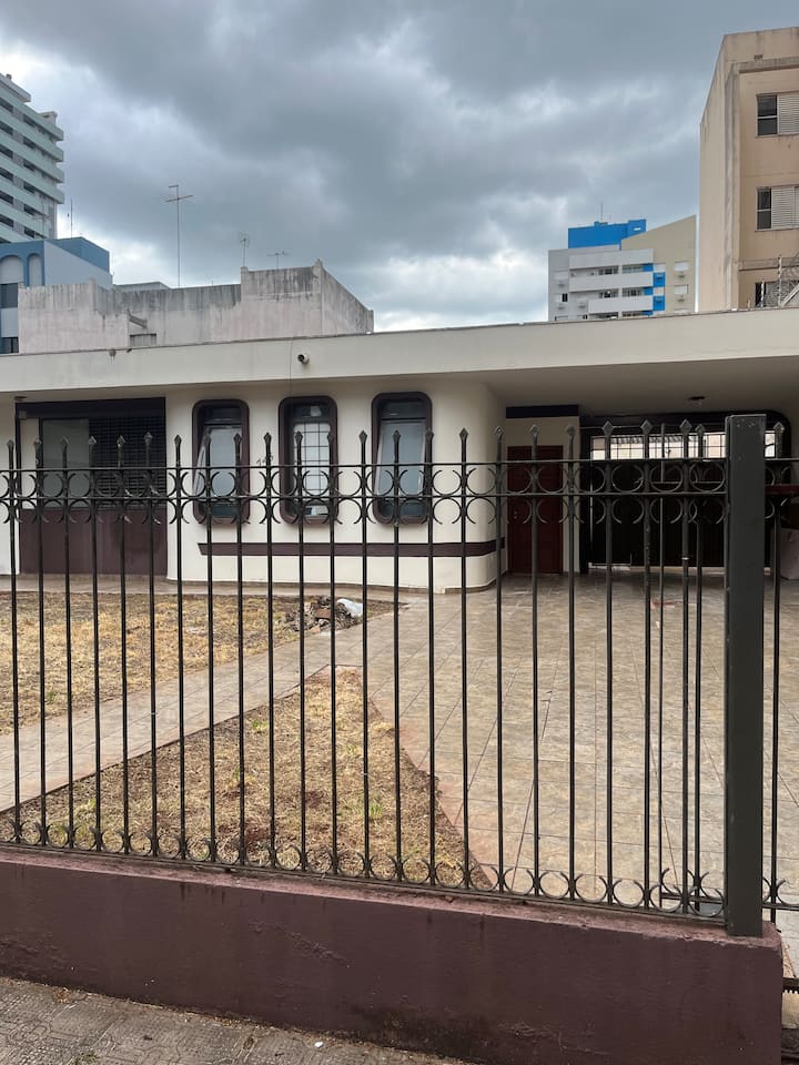 Quarto Próximo A Uem (Masculino) - Maringá