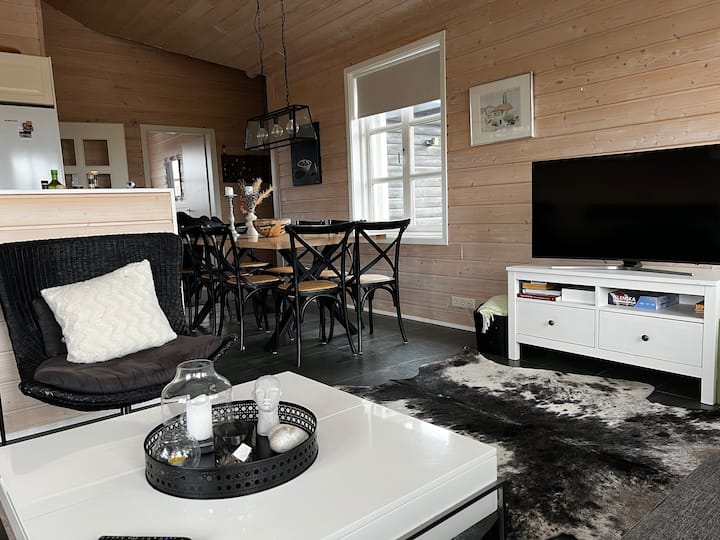 Cosy Northern Lights Cottage On Golden Circle - Selfoss