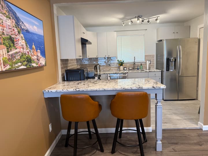 Modern 1br • 10 Min To Bdl Airport• Free Parking - Brignole Vineyards, East Granby