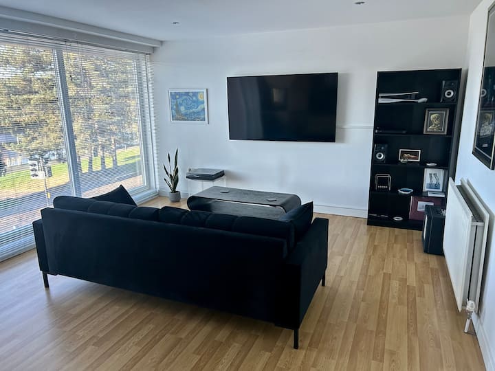 Glasgow City Centre Apartment Double Bedroom - Glasgow