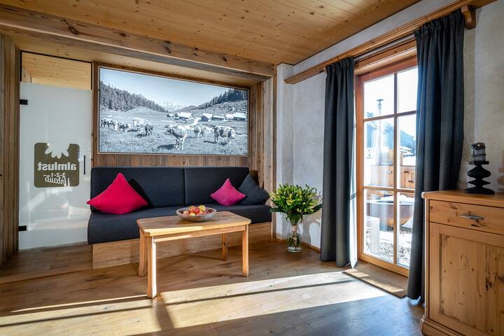 Almlodge Deluxe –Superior Chalet - Flachau