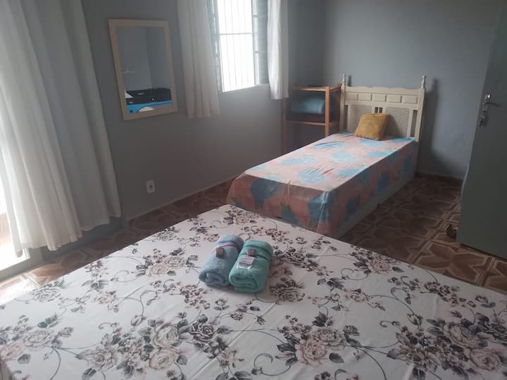 Casa Completa 900m Do Santuário - Aparecida