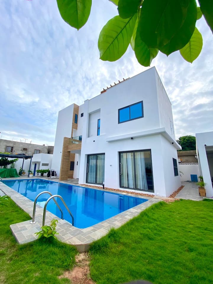 Villa Spacieuse Luxueux Sécurisé - Lomé