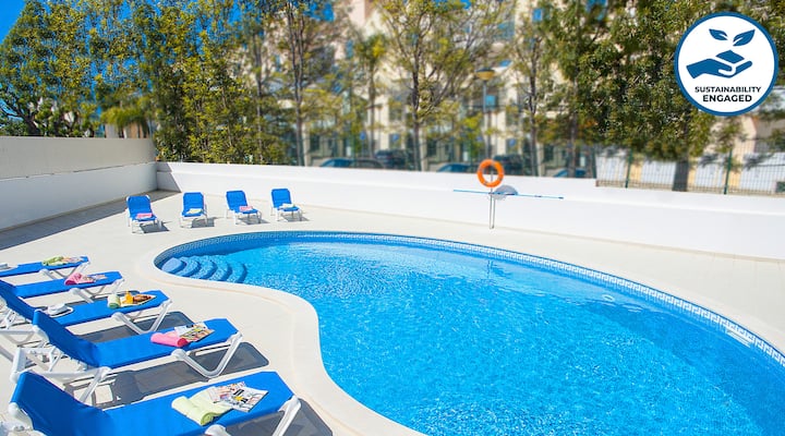 Modern 2br W/ Pool, 12min To The Beach - Albufeira