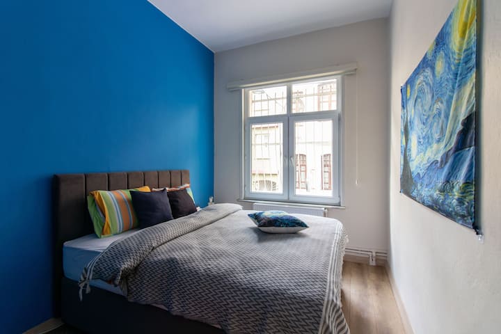 Cozy & Inviting 2br Near Pier In Kadikoy - İstanbul