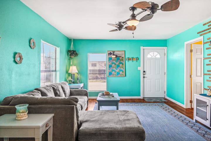 Historic Fort Myers Home - Fort Myers, FL