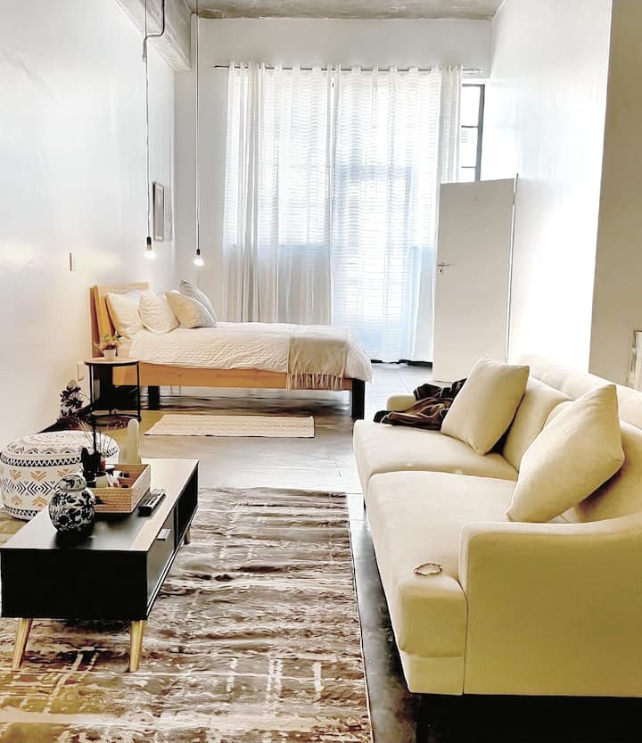 Three-0-eight @ Maboneng| Free Parking&wifi - Johannesburg