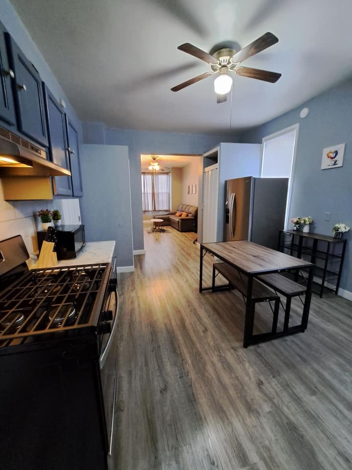 2 Br &1bath/roscoe Village/close To Wrigley(cly1f) - Chicago, IL