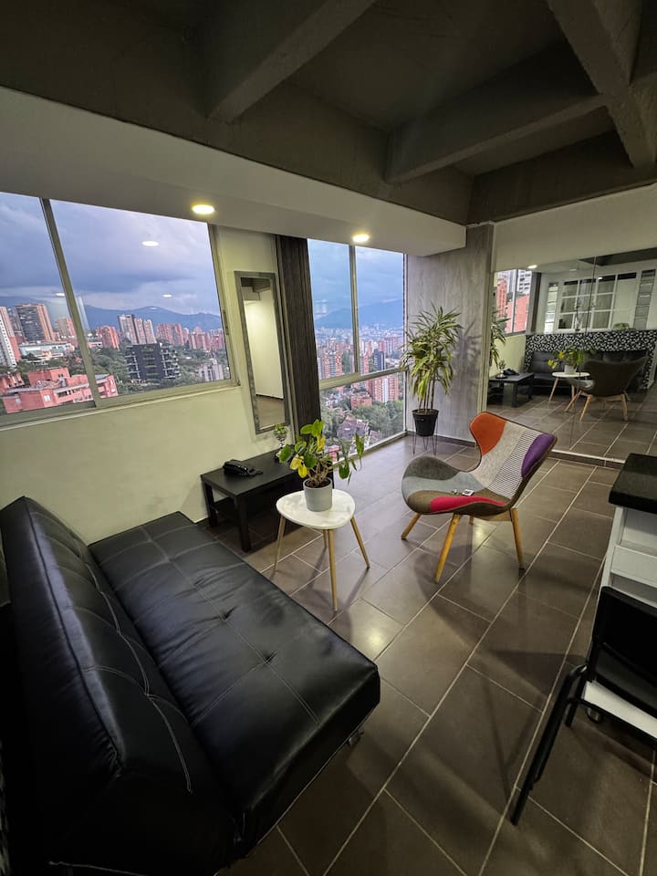 Suite Con Vista Privilegiada En El Poblado - Medellín