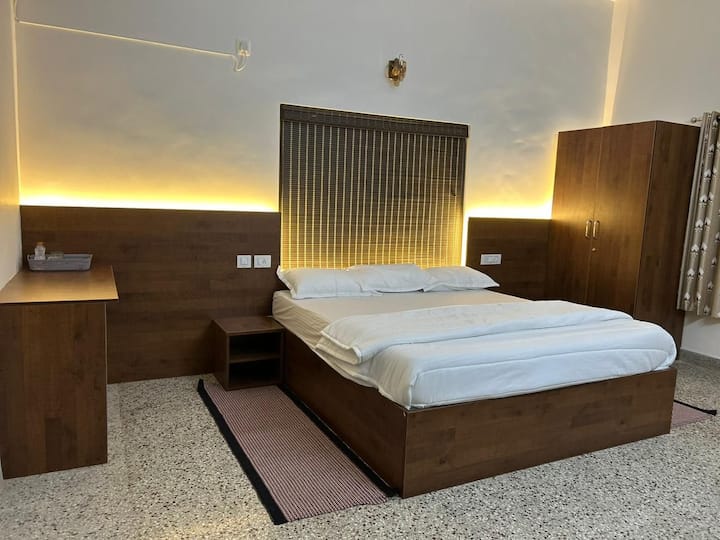 Golden Nature 4bhk Farmhouse With Private Land - Udupi