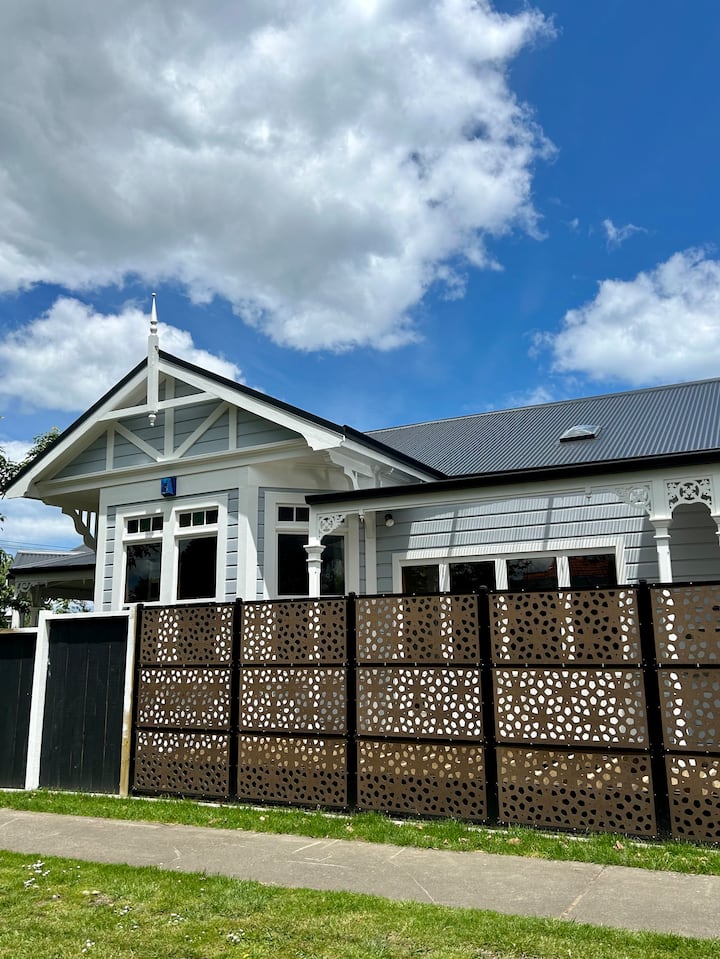 St Johns Family Villa - Whanganui