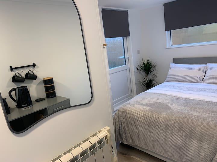 Payne’s Pad - Sandbanks