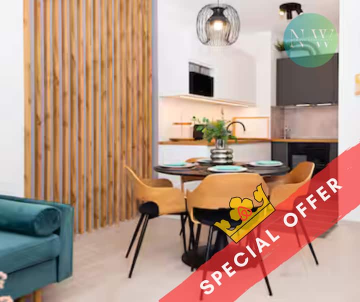 Chic207 Retreat: Modern 1br Gem With Garage By Nw - Budapest