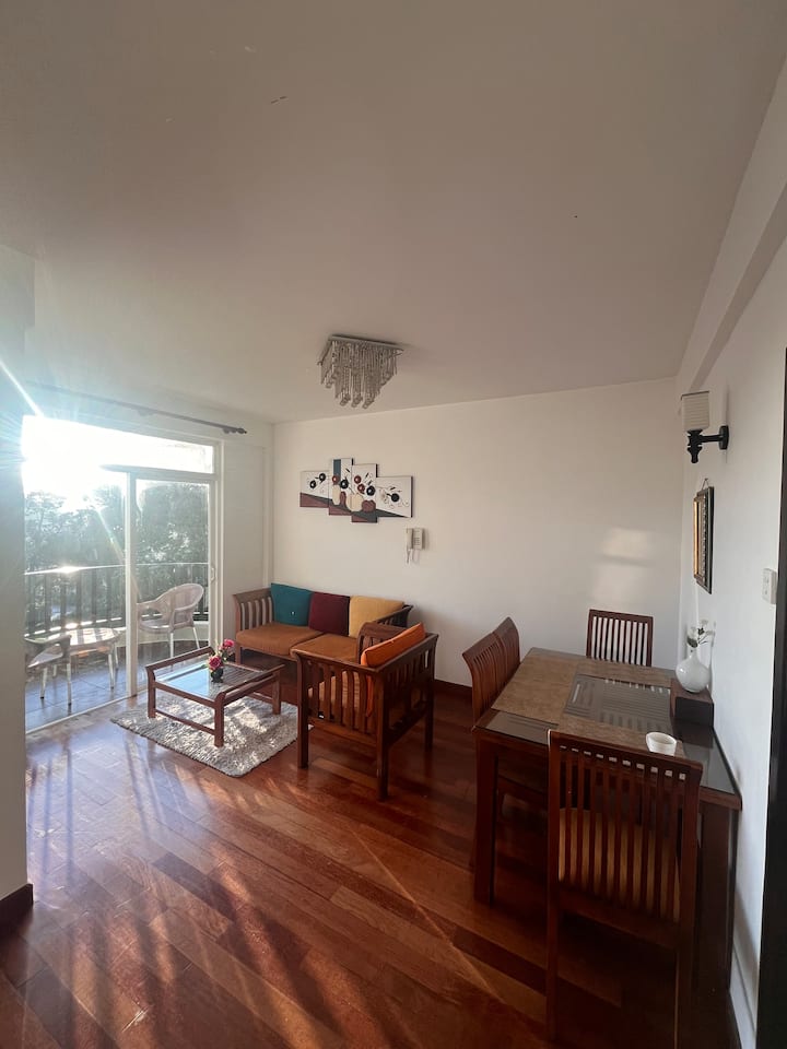 Cozy Luxury Apartment With Beautiful Mountain View - Nuwara Eliya