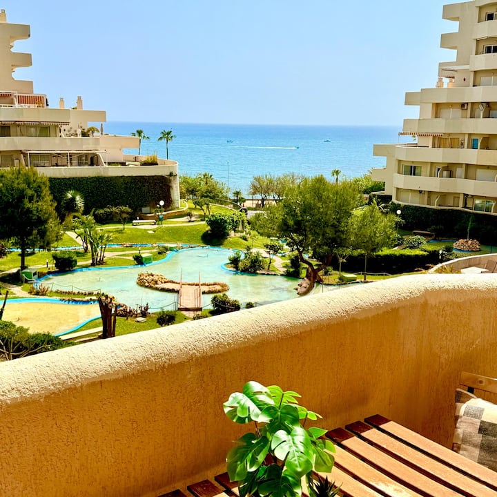 Benalbeach Appartement Coquet Vue Mer & Jardin - Benalmádena