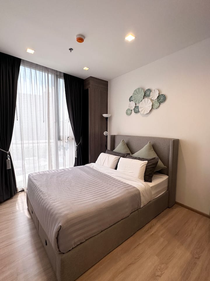 Stylish 42sqm 1br | Pool-gym-sauna-working Space - Bangkok