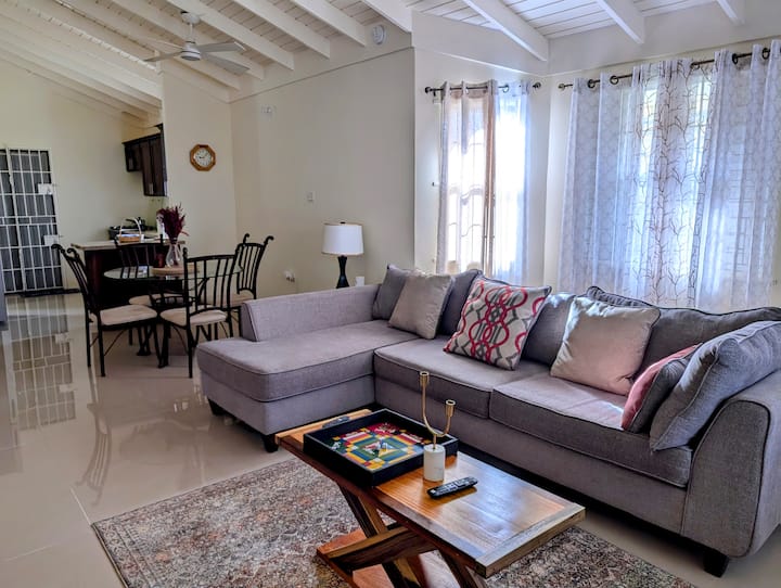 Sea View Stay - Pool, Gym And Tennis Court Access - Jamaika