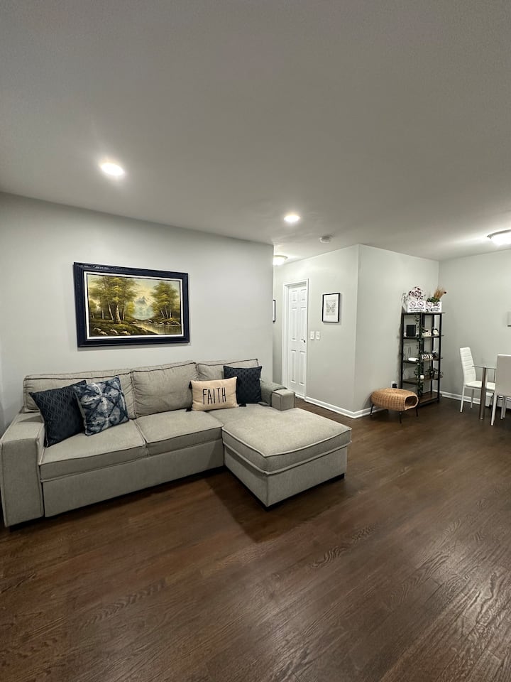 Cozy 2 Br Suite, 10 Min To Nyc &Times Sq - Queens, NY