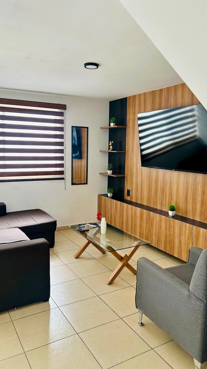 Espectacular Casa Montebello! - Aguascalientes