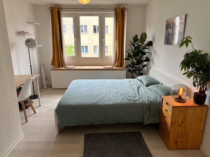 A Spacious Room In A Homy Shared Flat - Cologne