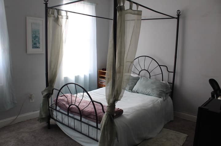 Relaxing, Convenient Oasis - Baltimore, MD