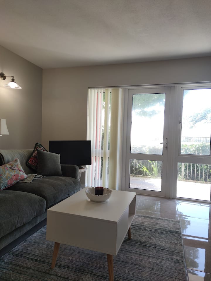 Two Bed Apartment In Youghal - Youghal