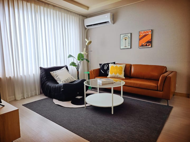 Chic 3br House @ Hongdae - Seoul