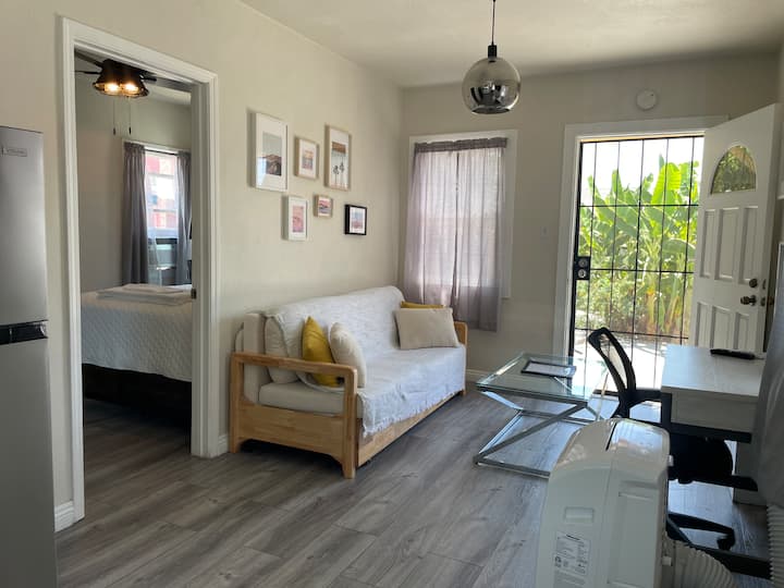 Guest Home In Lakewood - Long Beach, CA