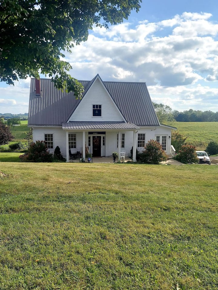The Antler Velvet Inn - Mount Vernon, OH