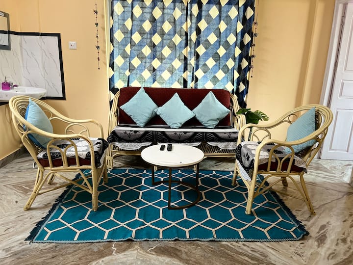 Cozy Home (1 Ac/1 Nonac) Entire 2bhk Near Airport - Kolkata