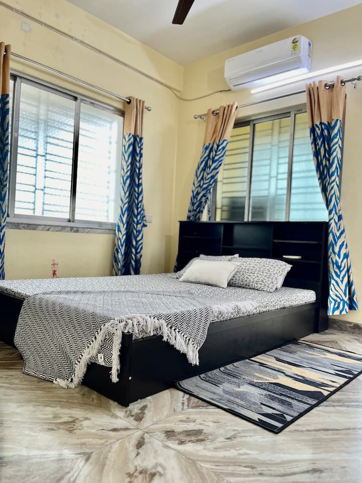 Cozy Home (1 Ac/1 Nonac) Entire 2bhk Near Airport - Calcuta, WB, India
