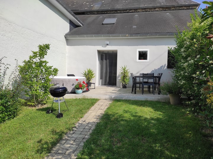 Location Pour 6 P. Avec Spa/jaccuzi Proche Lourdes - Adé