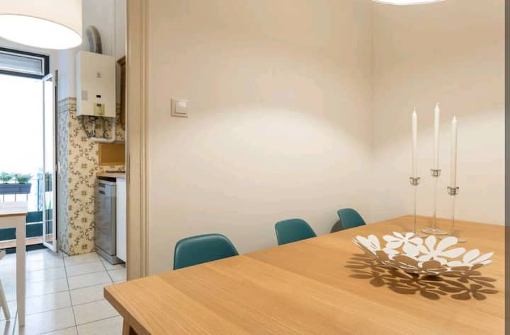 Anjos 3 Bedroom With Balcony - Lisboa