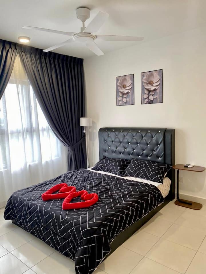 Nik Homestay Near Klia+free Wifi+netflix - Sepang