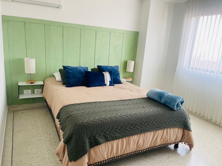 Central Apartamento Con Aire Cerca A Clínicas - Cali