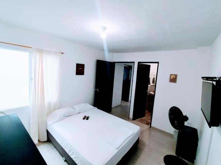 Cómoda Habitación Con Baño Privado. - Palmira