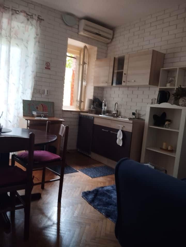 Trokrevetni Studio - Knin